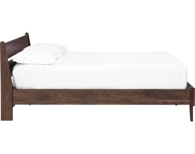 Ashley Calverson Queen Bed